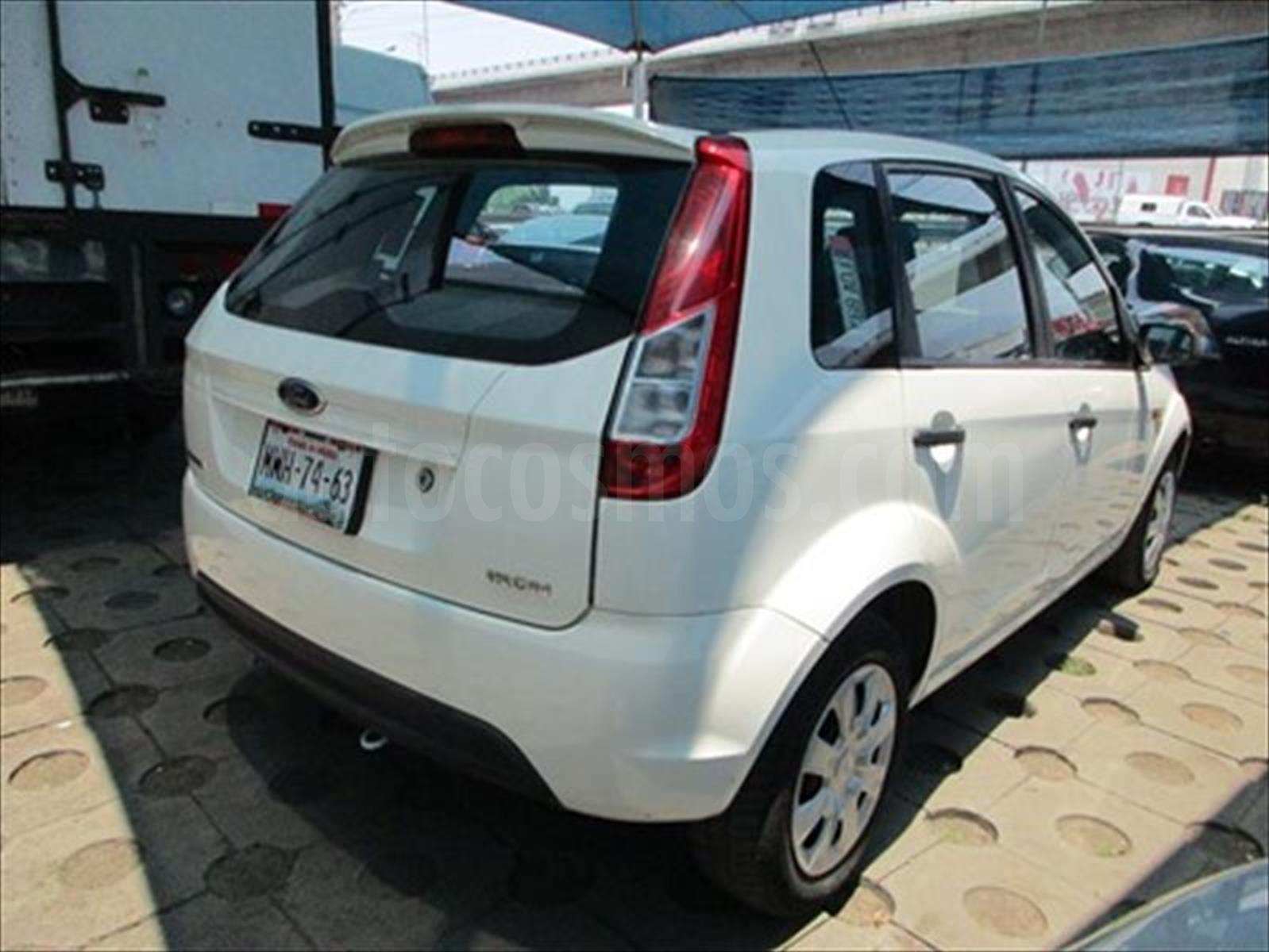 Venta autos usado - Estado de Mexico - Ford Fiesta Ikon Hatch TREND